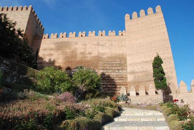 Alcazaba d'Alméria en Andalousie, une forteresse jardin - Cuevas Andalucia
